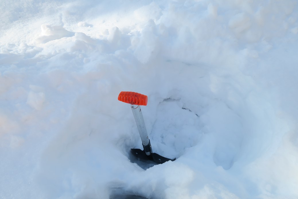 How to Build an Emergency Snow Trench Shelter | Camping for Women